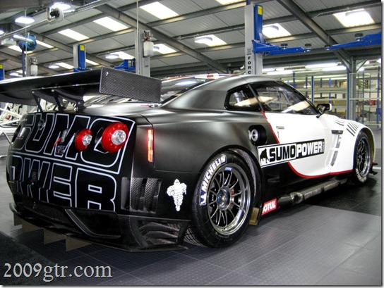 Sumo Power Open Day and GT1 Nissan GT-R - 2009gtr.com